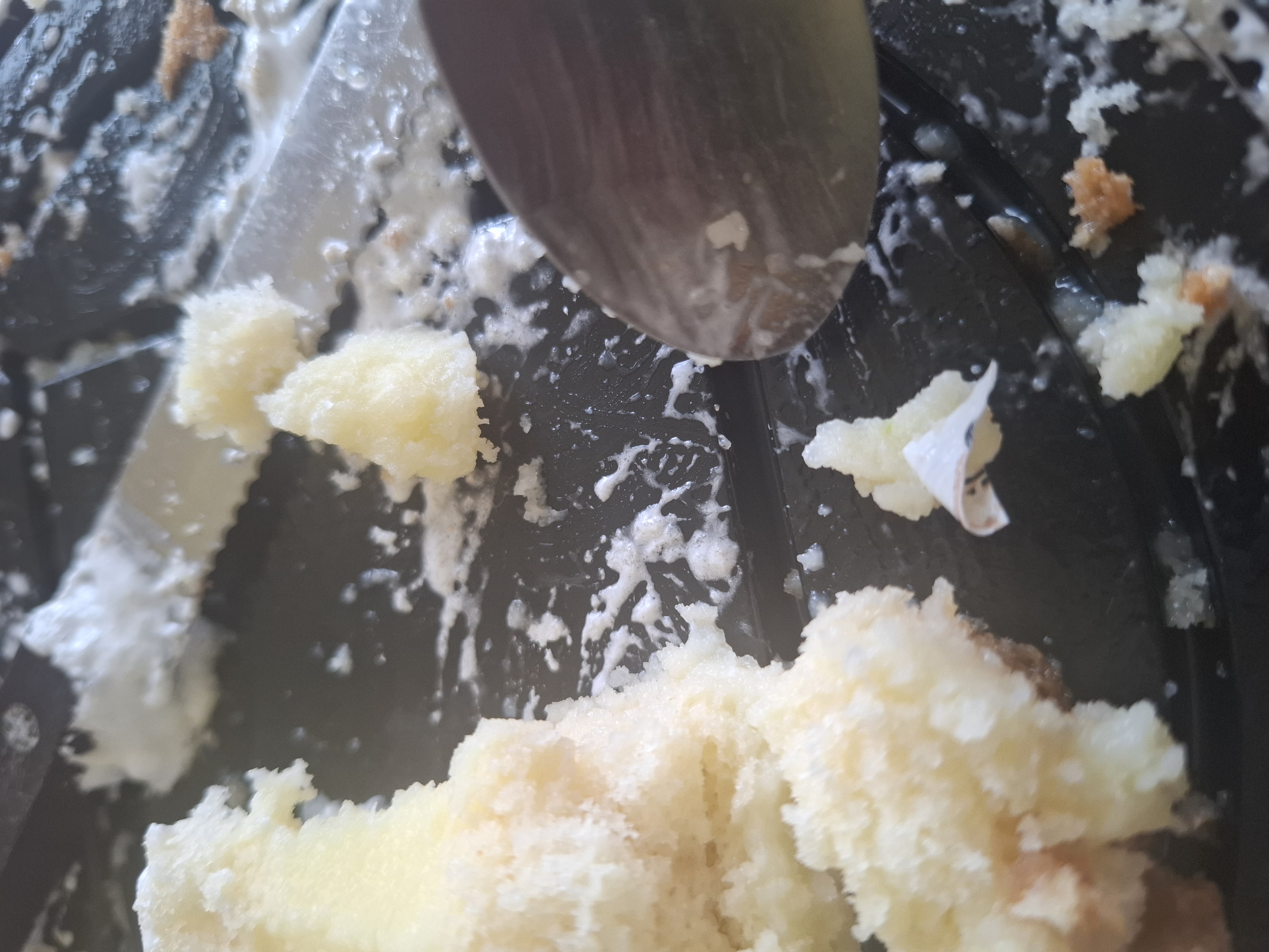 Cuisine & Co - Objeto Extraño Encontrado En Torta | RECLAMOS.CL